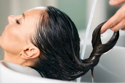 Jak szybko rosną włosy? Jak przyspieszyć porost włosów? – swederm.pl